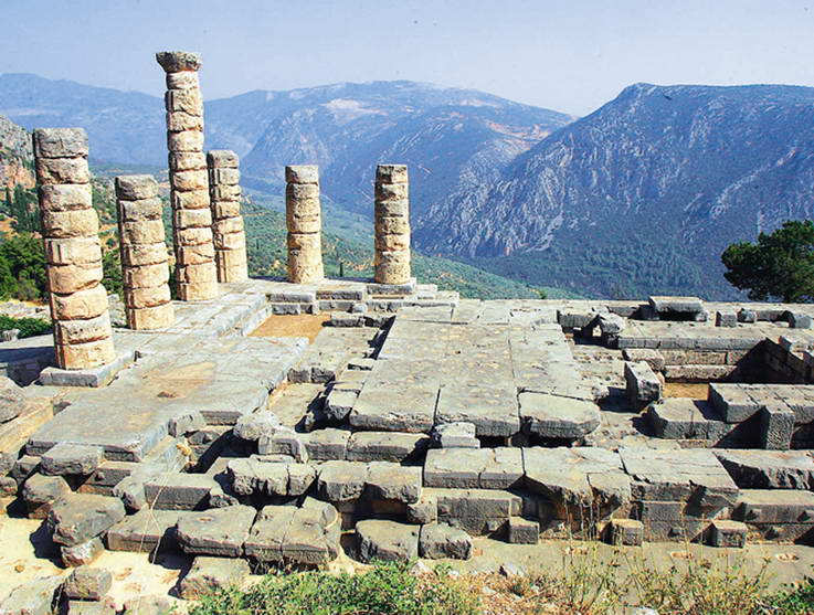 Ναός του Απολλώνα στούς Δελφούς - MyTraveler.gr