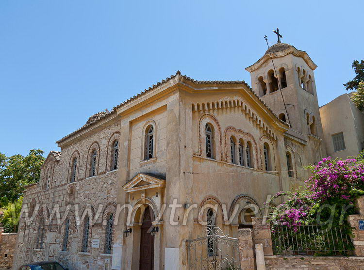 Βυζαντινός ιστορικός ναός του Αγίου Νικολάου Ραγκαβά - MyTraveler.gr