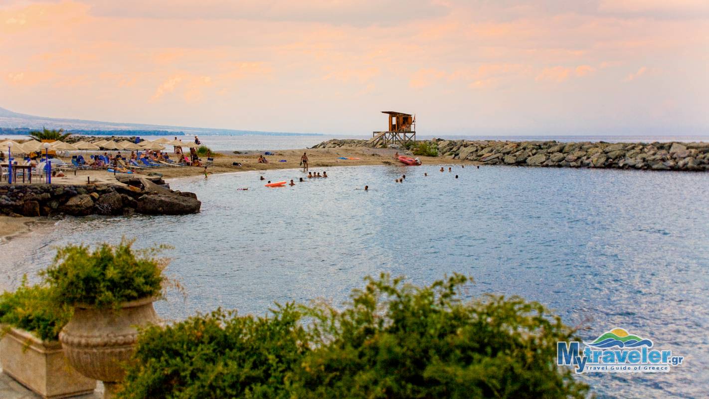 Παραλία Πλαταμώνας - MyTraveler.gr